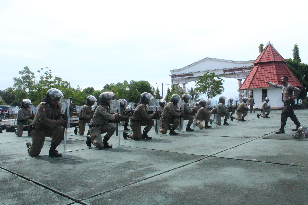 Pemda Diminta Tingkatkan Kemampuan Satuan Linmas | Papua Today