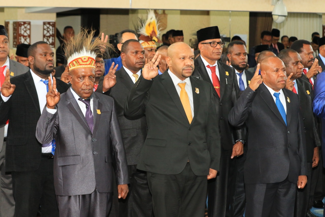 Anggota DPR Papua Periode 2019-2024 Dilantik, Ini Nama-Nama Mereka ...